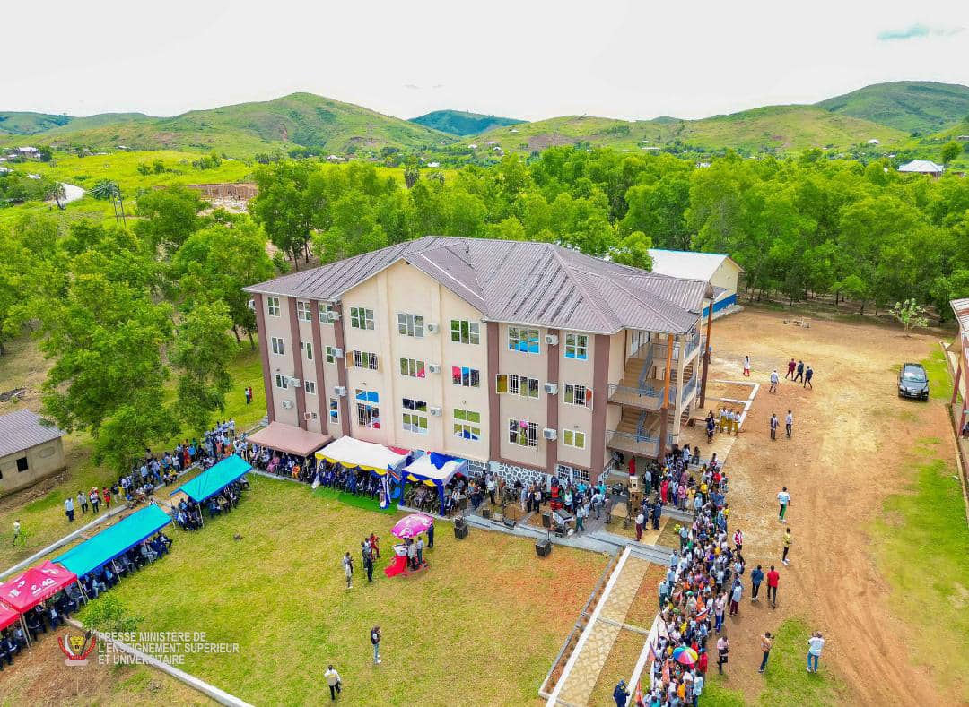Boma : inauguration du nouveau bâtiment de la faculté de médecine de l ...