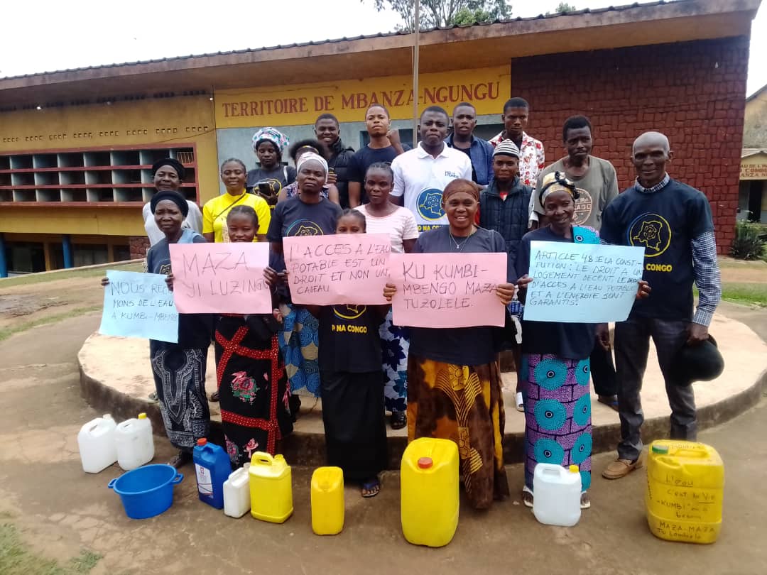 Mbanza-Ngungu : les femmes de la cellule Kumbi-Mbengo en sit-in devant ...