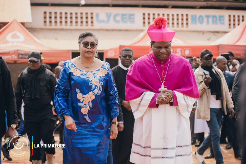 A Luozi, Judith Suminwa Tuluka honore la paroisse Fatima pour son ...