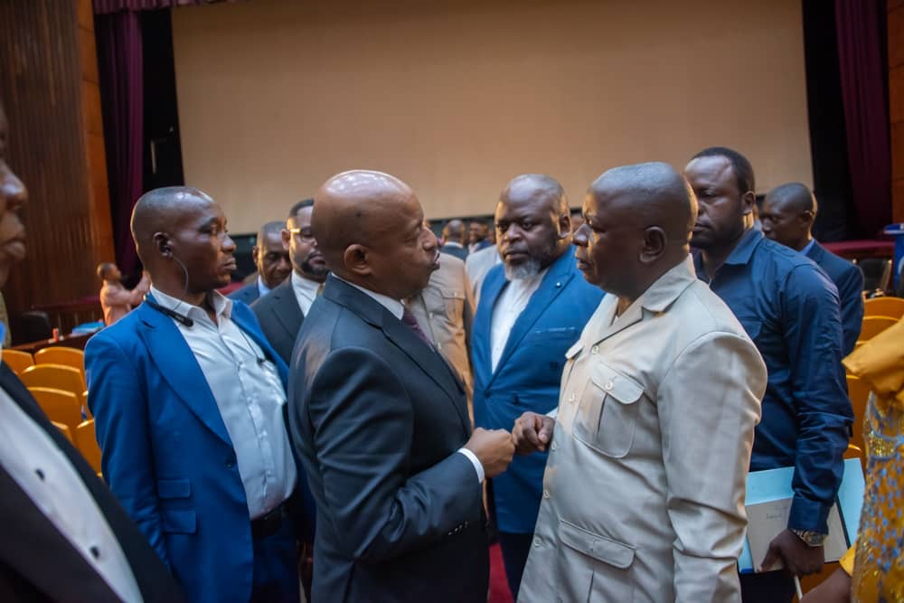 Construction de la route Kwilu-Ngongo - Kimpangu : après plus d’une ...