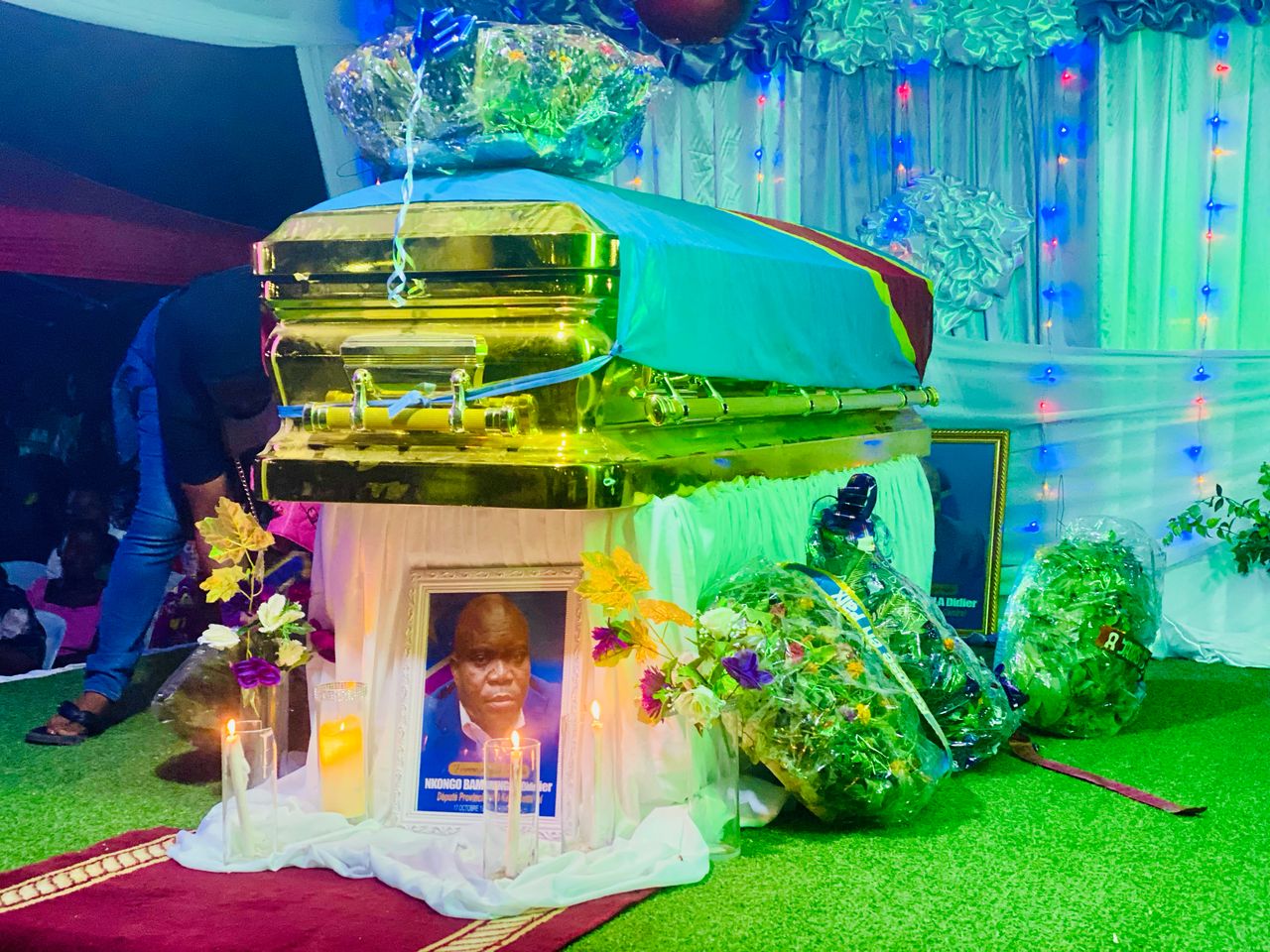 Tshela : les derniers hommages à Didier Nkongo Bamvangila ! - Kongo Média